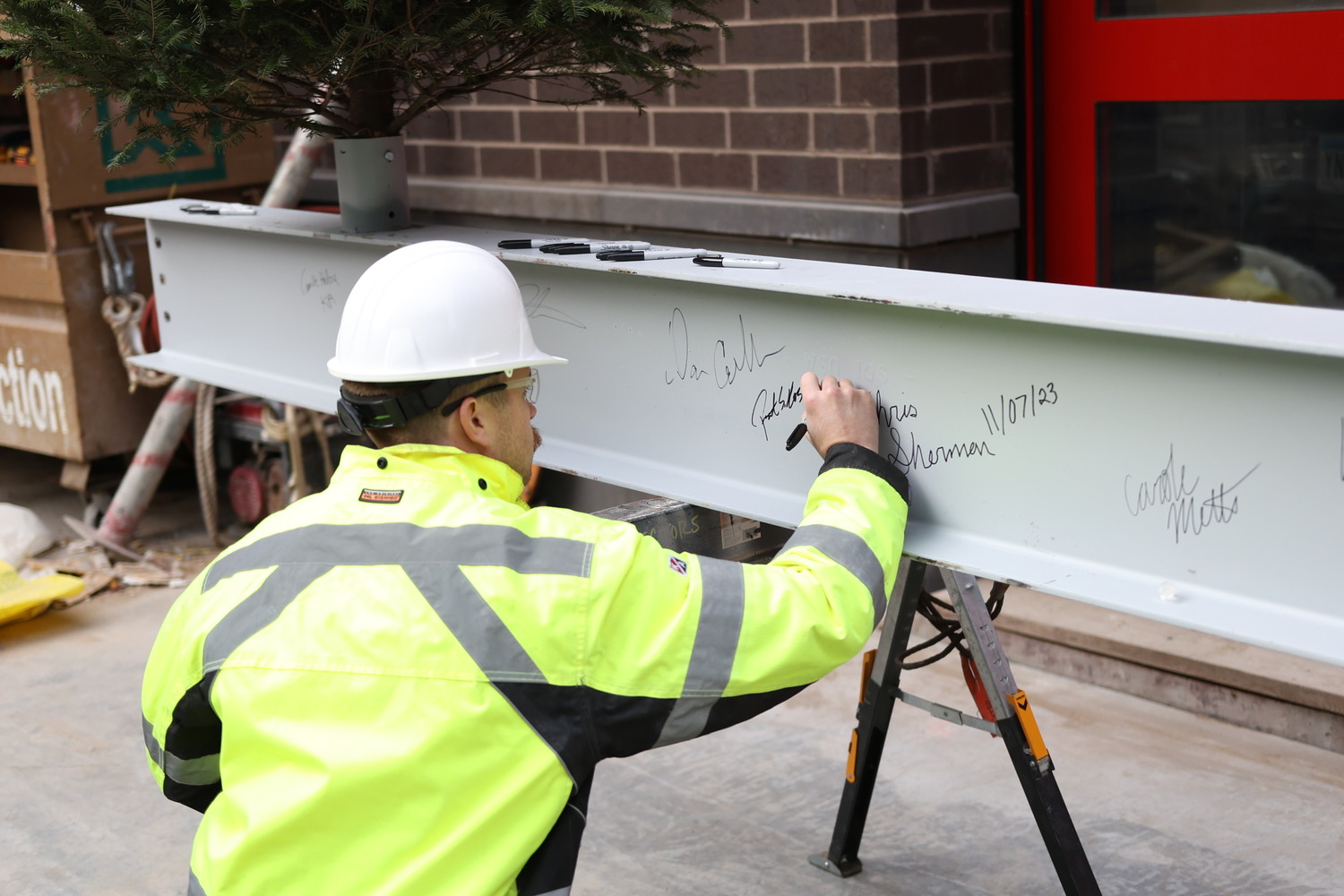 Payton Hosch Named Rising Young Professional of the Year - Kraus-Anderson