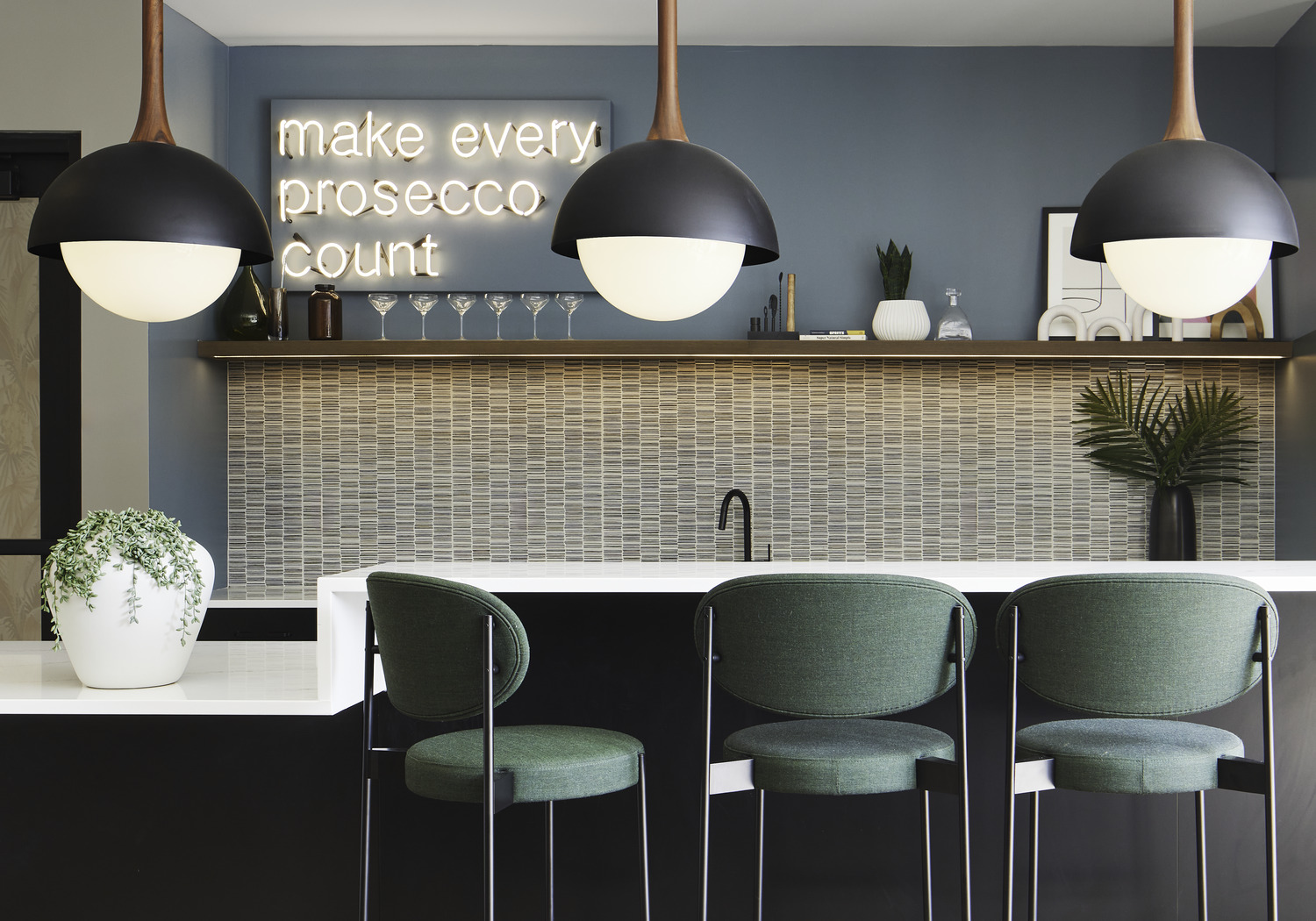 Project Spotlight: Moment Apartments - Kraus-Anderson