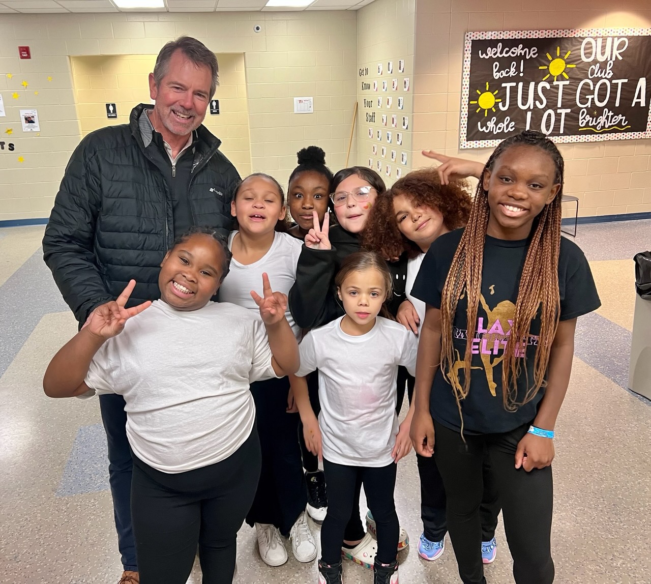 Building by Giving Back: A look at Kraus-Anderson’s Volunteering in the ...