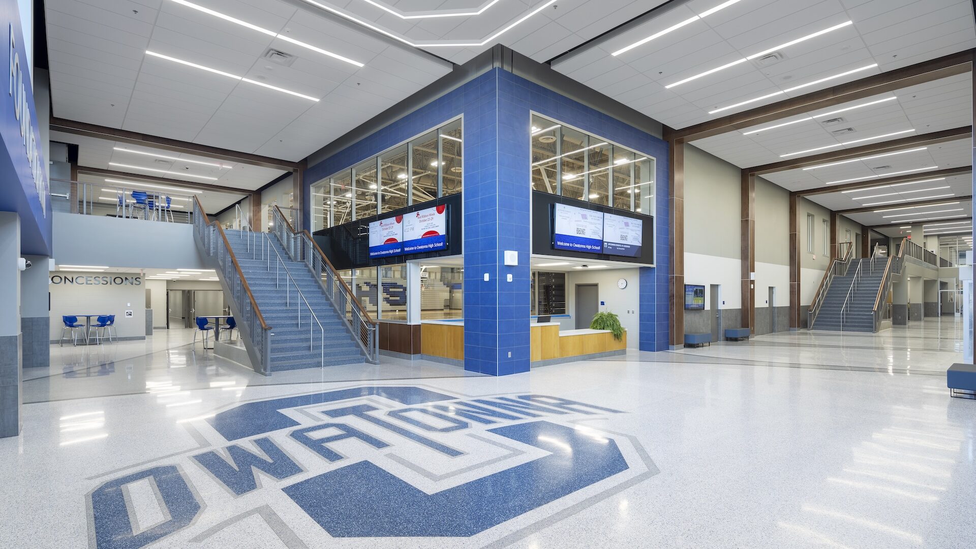 Owatonna High School - Kraus-Anderson