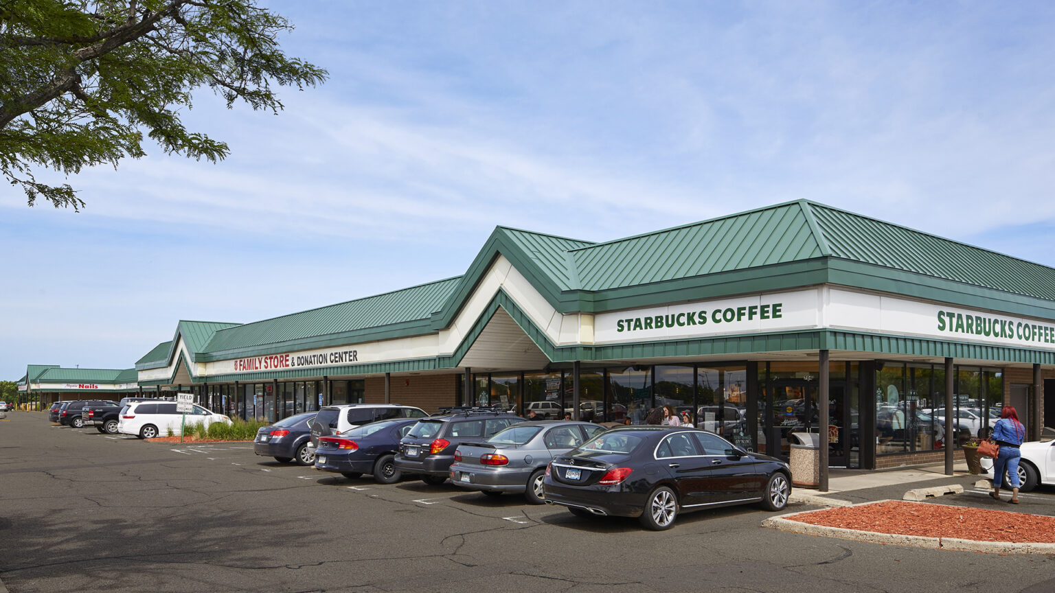April Friday History: Clover Shopping Center | Kraus-Anderson